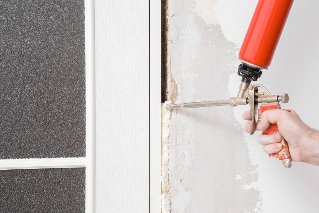 Espuma expansiva: o que é, onde usar e como aplicar