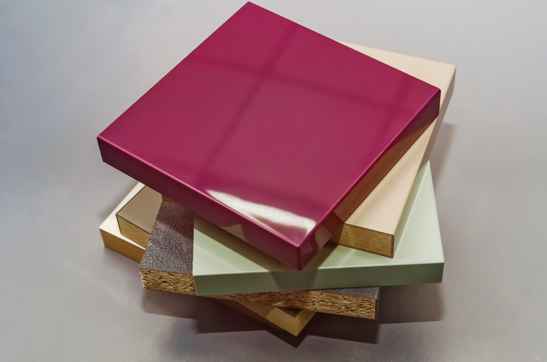 Como pintar MDF: materiais, passo a passo e dicas práticas